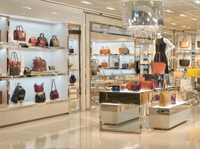 Transforming Retail Customer Experiences with Hyper-Personalization ...